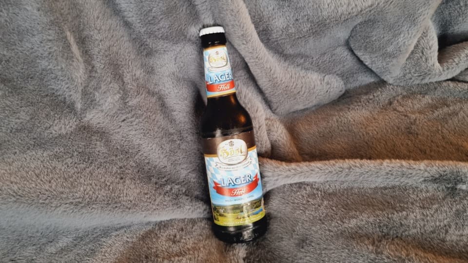 Hösl Bräu Lager Hell - Bierwertung.de